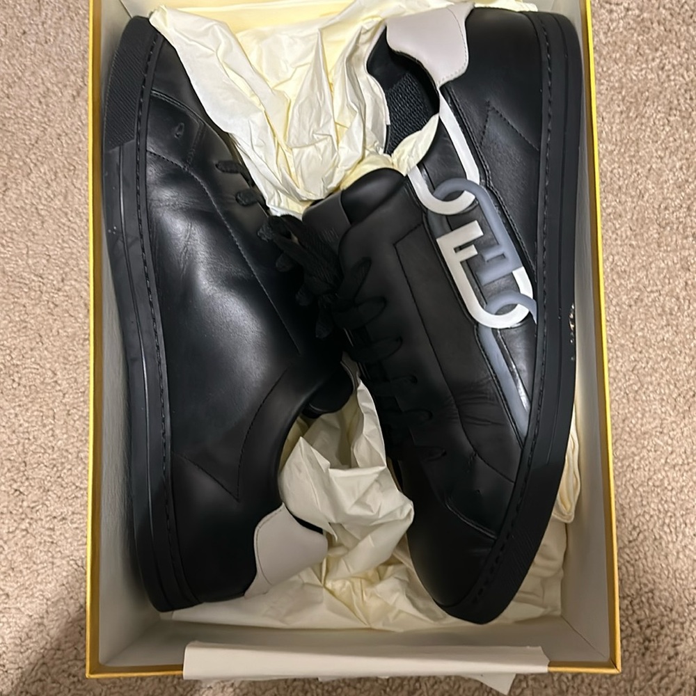 Fendi Sneakers - Gem